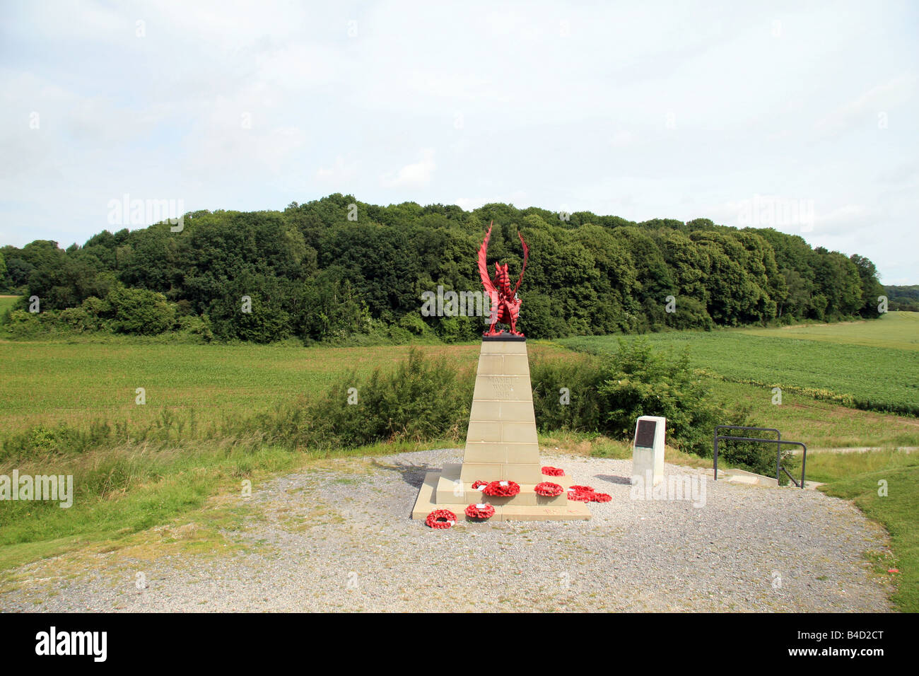 The 38th (Welsh) Division Memorial Red Dragon Memorial on the Somme ...