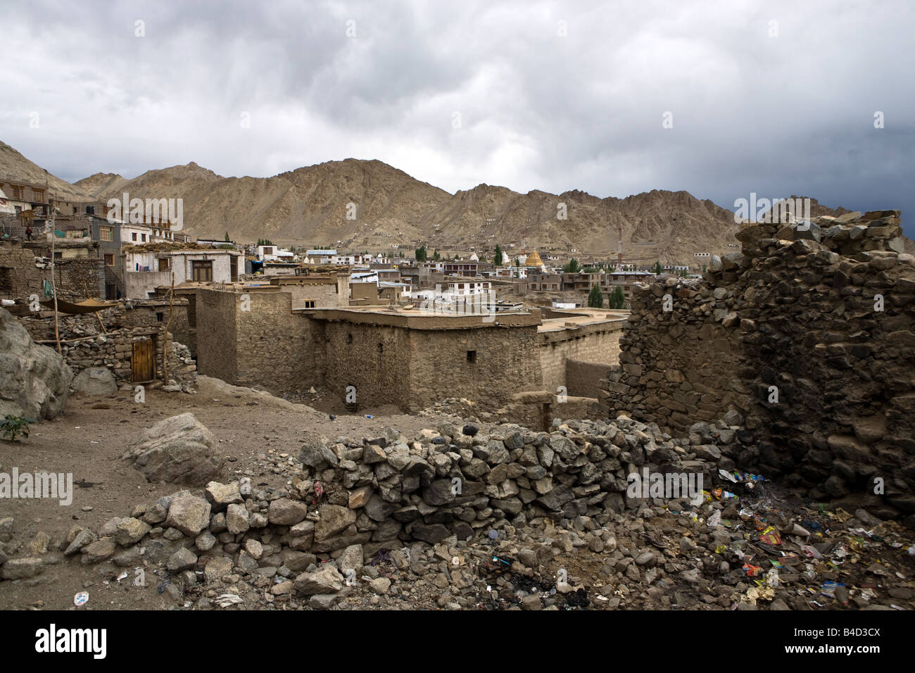 India ladakh panorama hi-res stock photography and images - Alamy