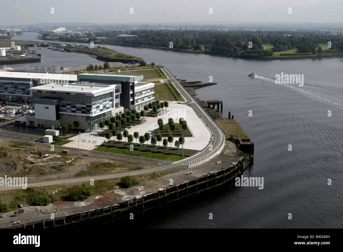 Crane view hi-res stock photography and images - Alamy
