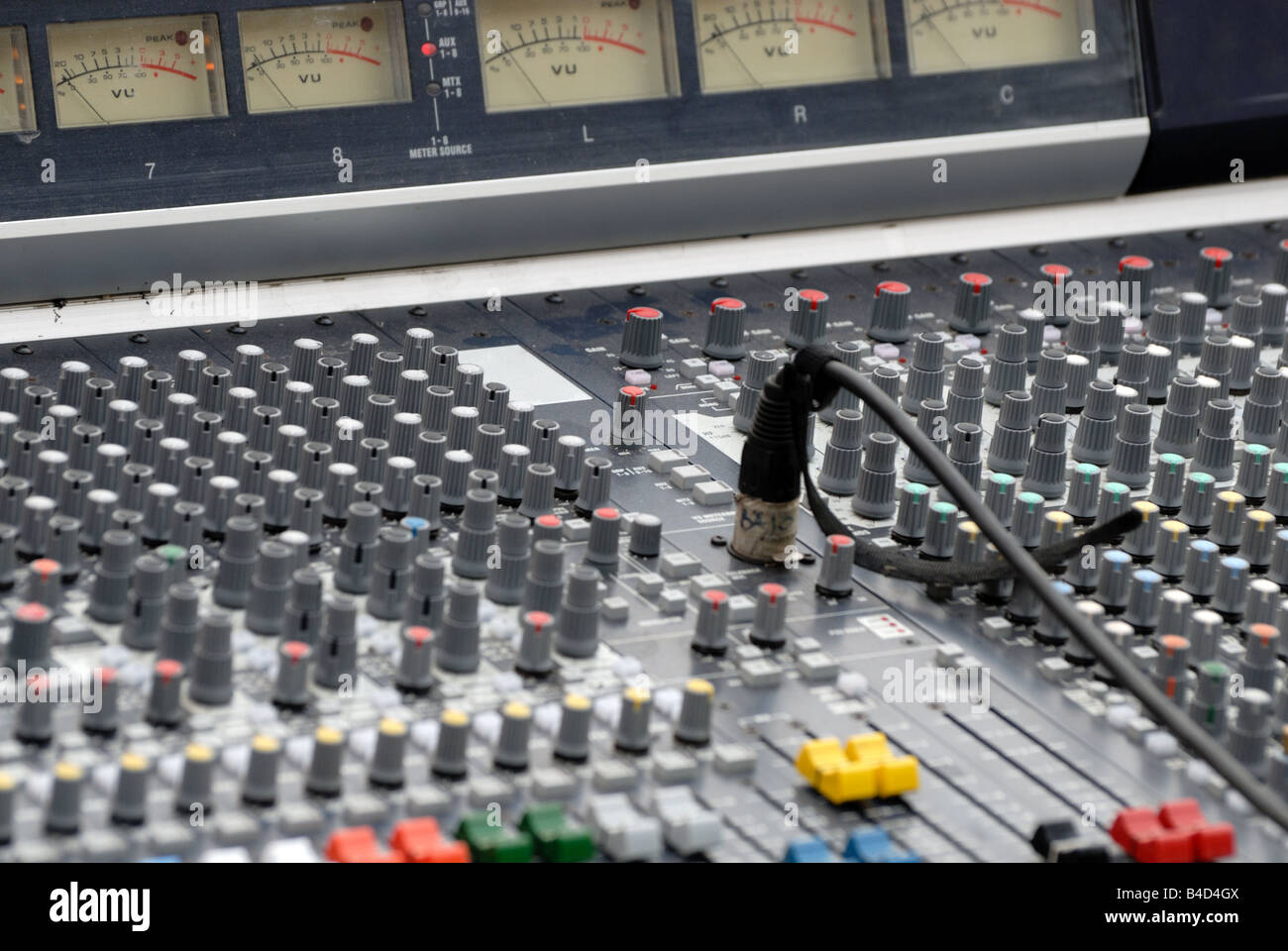 Horizontal color hi-res stock photography and images - Alamy