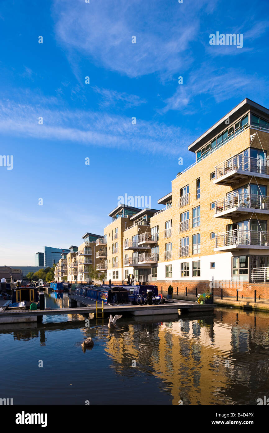 Modern residential development in Brentford Lock Brentford TW8 London ...