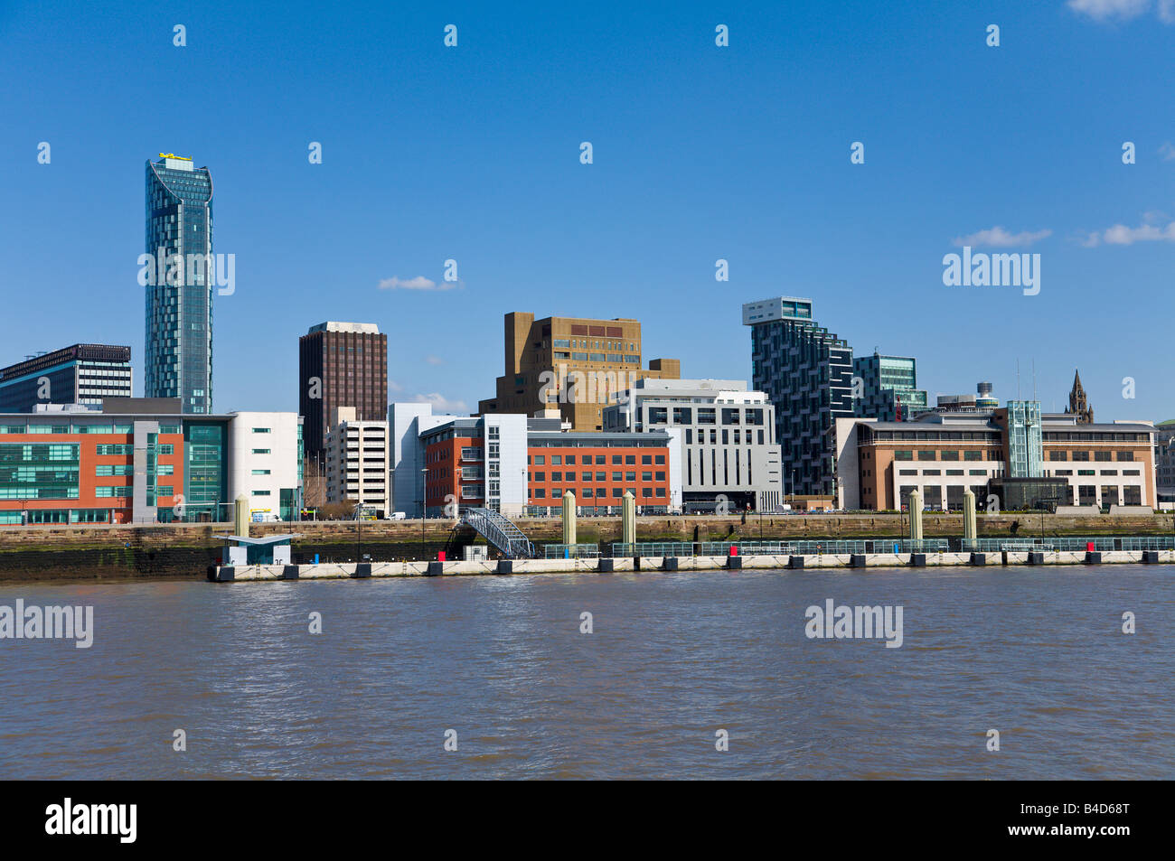 Modern buildings liverpool hi-res stock photography and images - Alamy