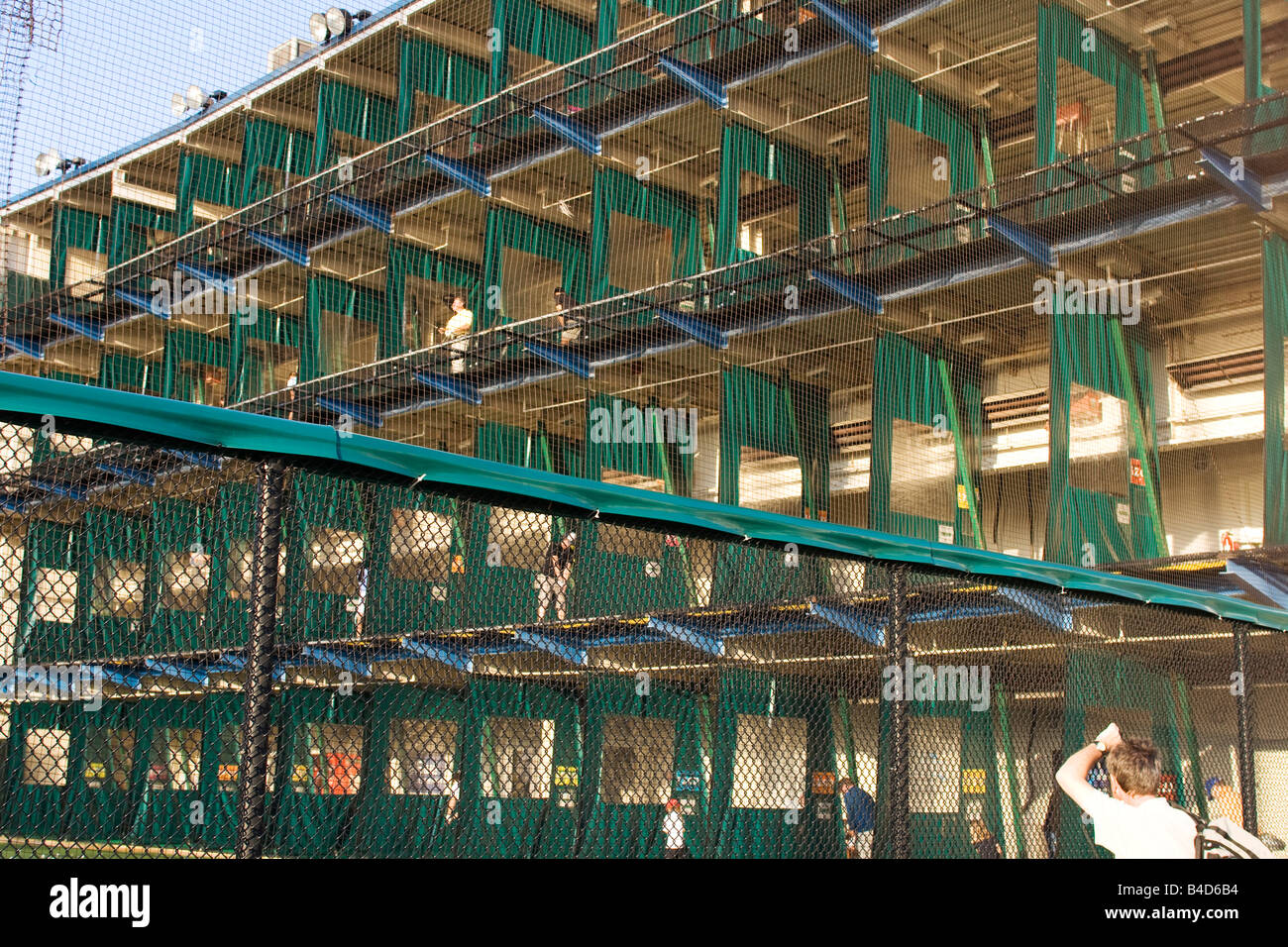 Chelsea piers golf course hi-res stock photography and images - Alamy