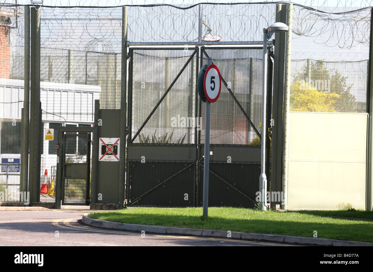 Prison gates uk hi-res stock photography and images - Alamy