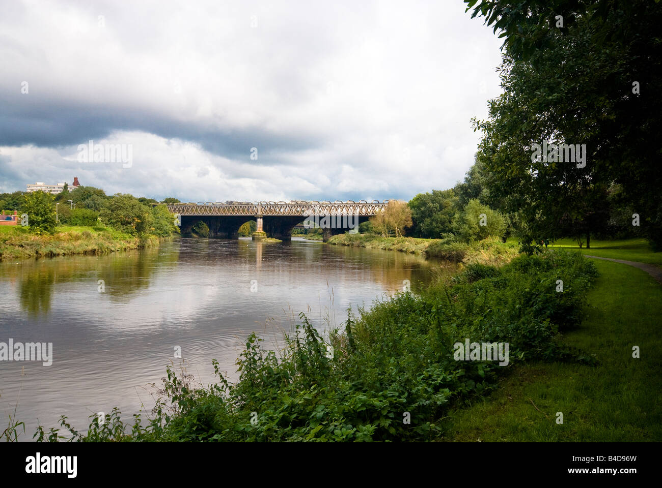 Bridge over the River Ribble at Preston Stock Photo - Alamy