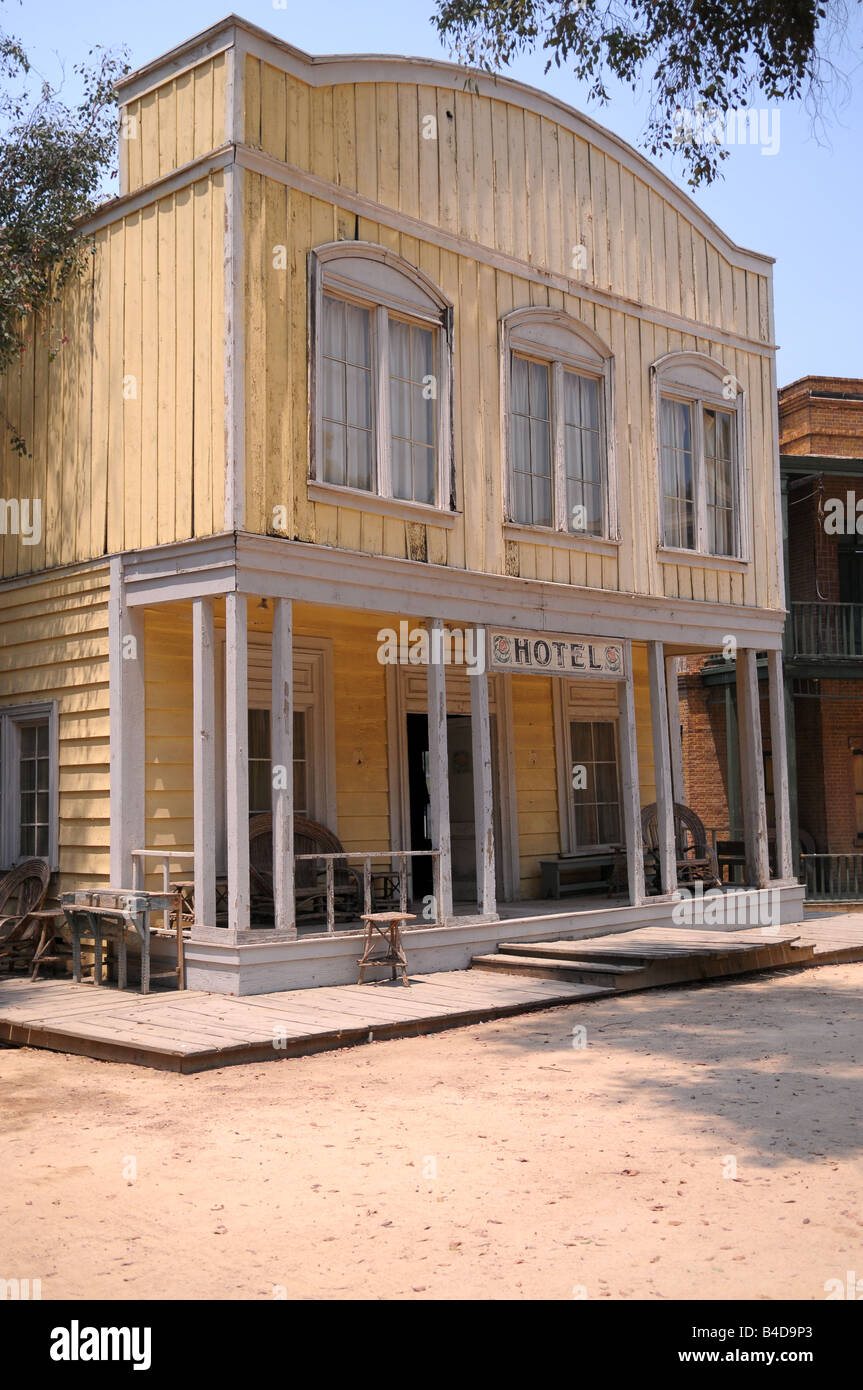 Old west movie set pioneertown hi-res stock photography and images - Alamy