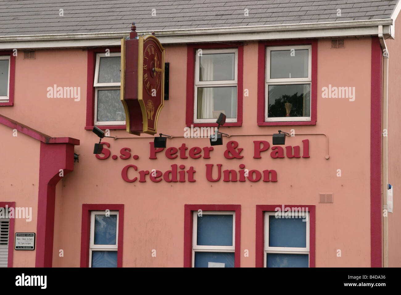 Mutual credit hi-res stock photography and images - Alamy