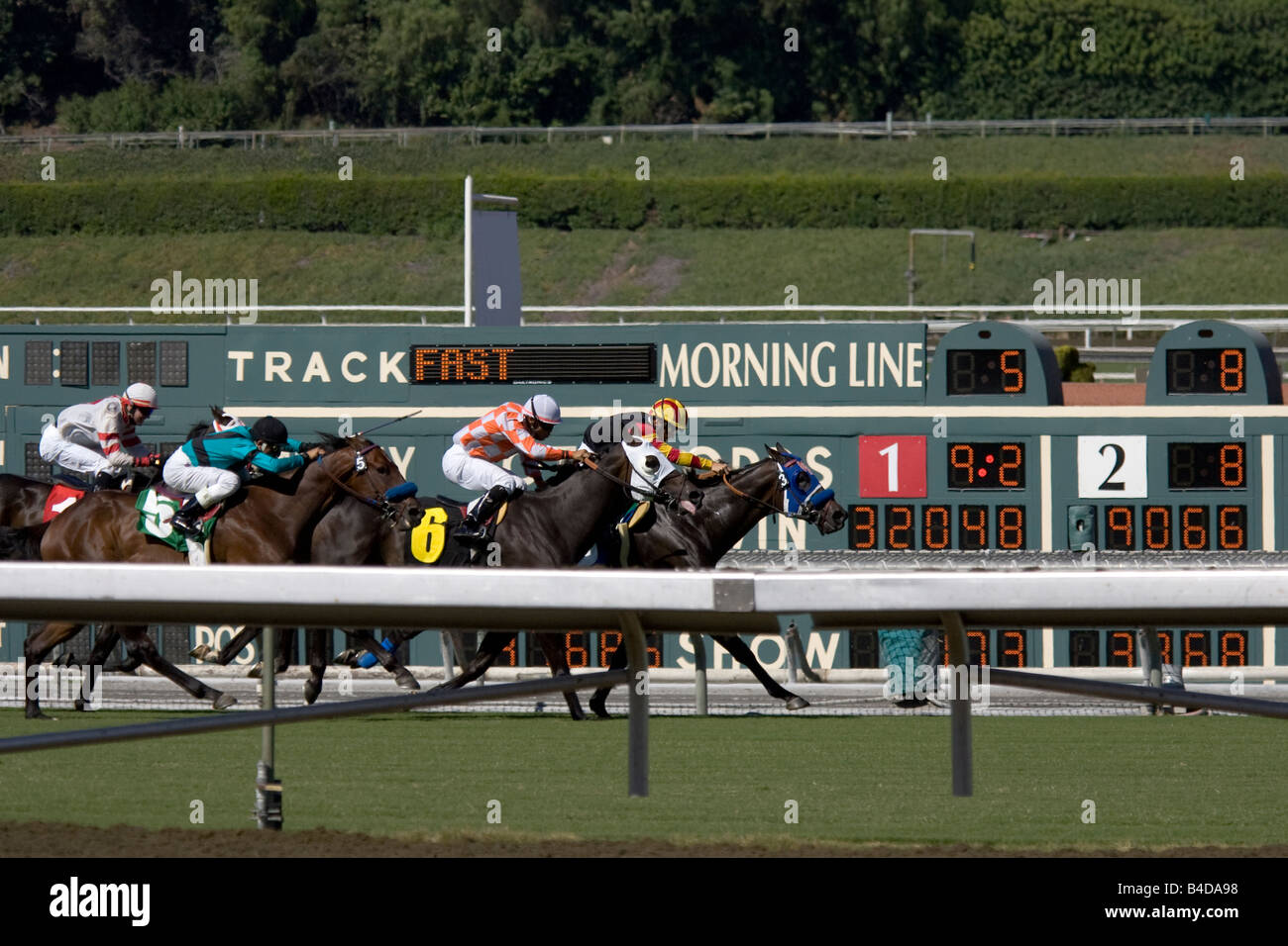 Tote board hi-res stock photography and images - Alamy