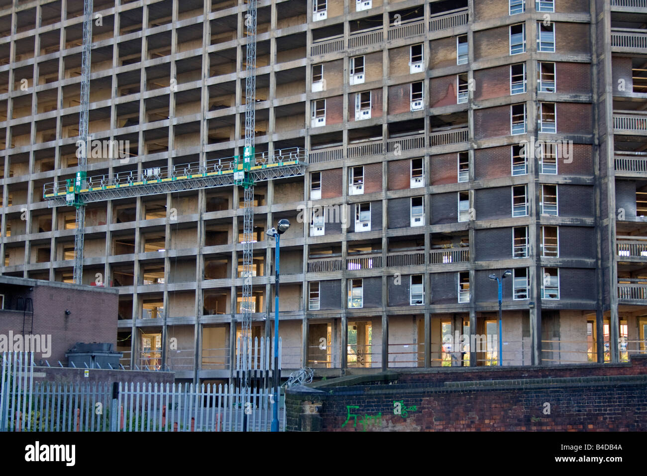 Park hill estate streets in the sky hi-res stock photography and images ...