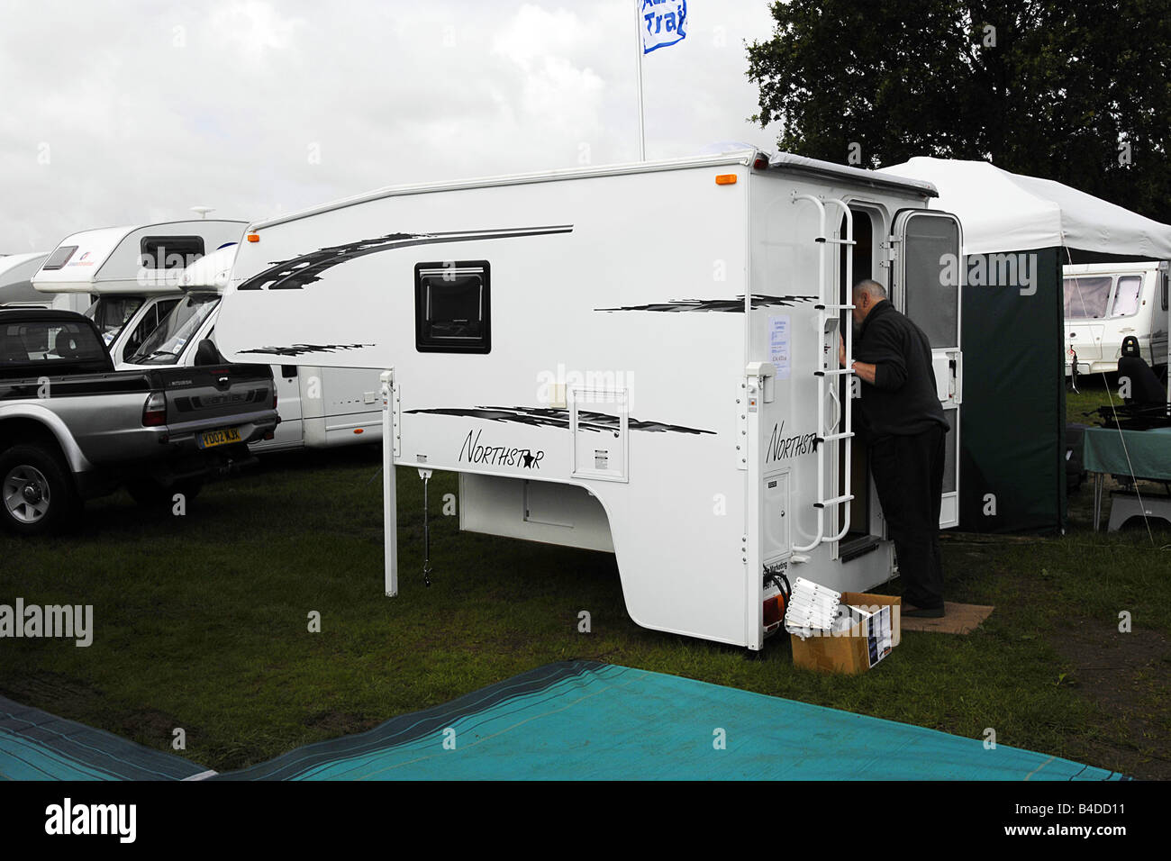 Caravan style hi-res stock photography and images - Alamy