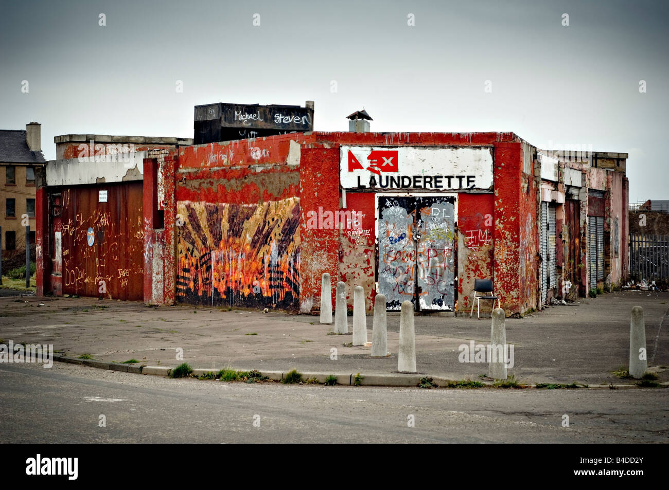 Derelict building edinburgh hi-res stock photography and images - Alamy