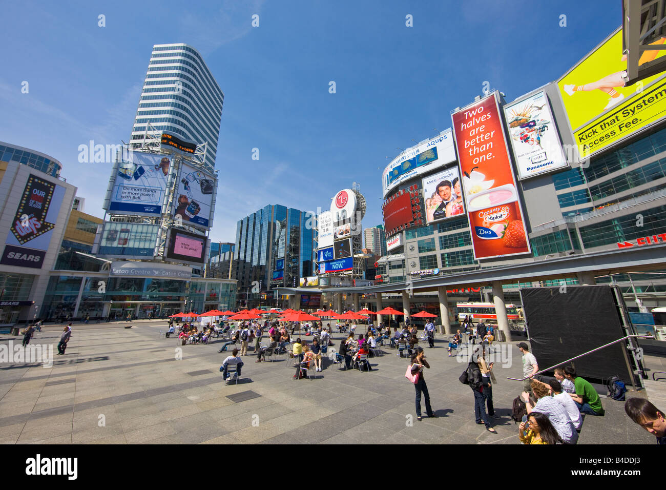 Yonge Dundas Square, downtown Toronto City, Ontario, Canada Stock Photo ...