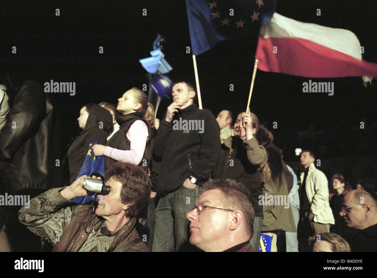 People celebrating the Polish EU accession in Warsaw, Poland Stock ...