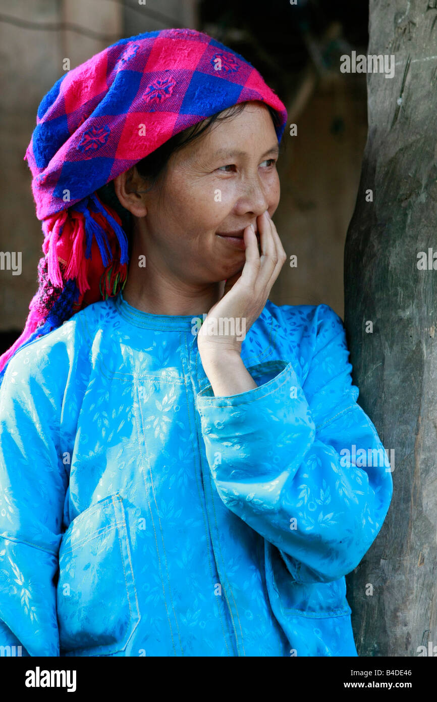 White Hmong tribeswoman at the village of Pho Lao, Dong Van Plateau ...