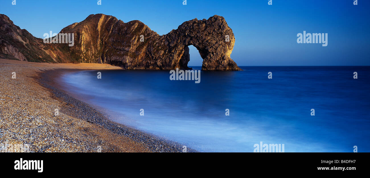 Durdle Door Dorset at dusk Stock Photo - Alamy