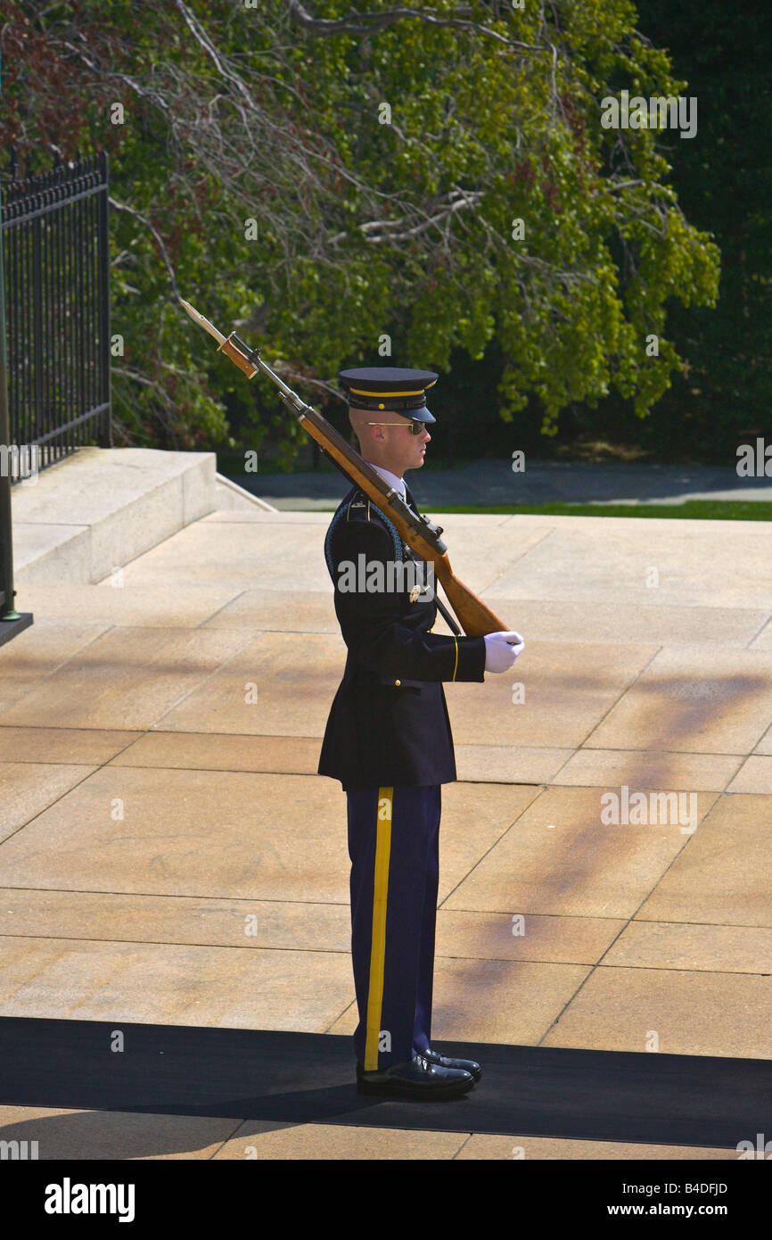 Tomb of the Unknowns Arlington National Cemetery in Arlington Virginia ...