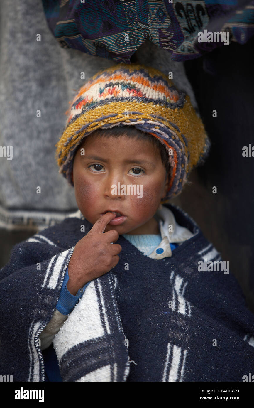 Ecuador portrait boy hi-res stock photography and images - Alamy
