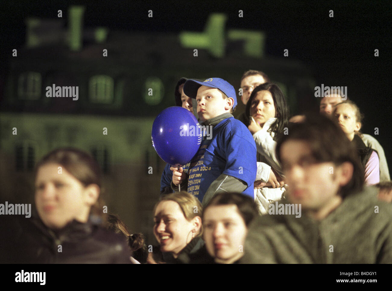 People celebrating the Polish EU accession in Warsaw, Poland Stock ...