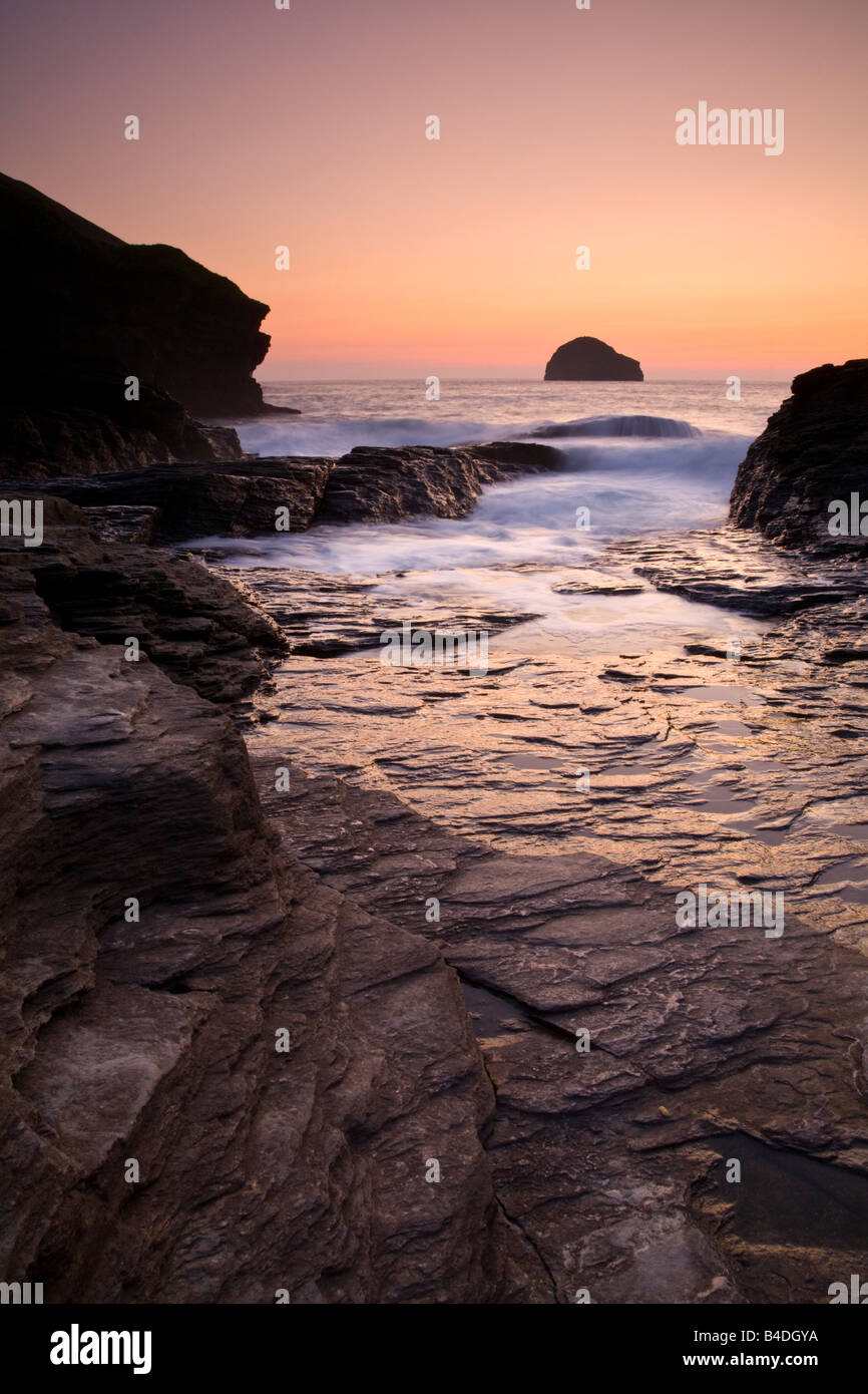 Trebarwith strand cornwall hi-res stock photography and images - Alamy