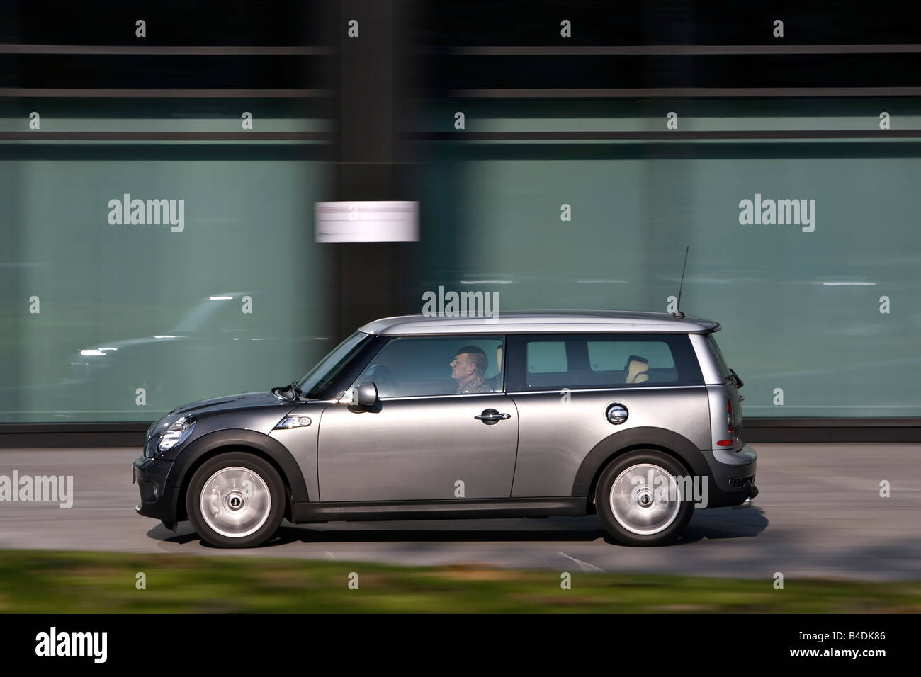 Mini Cooper S Clubman, model year 2007-, anthracite, driving, side view ...