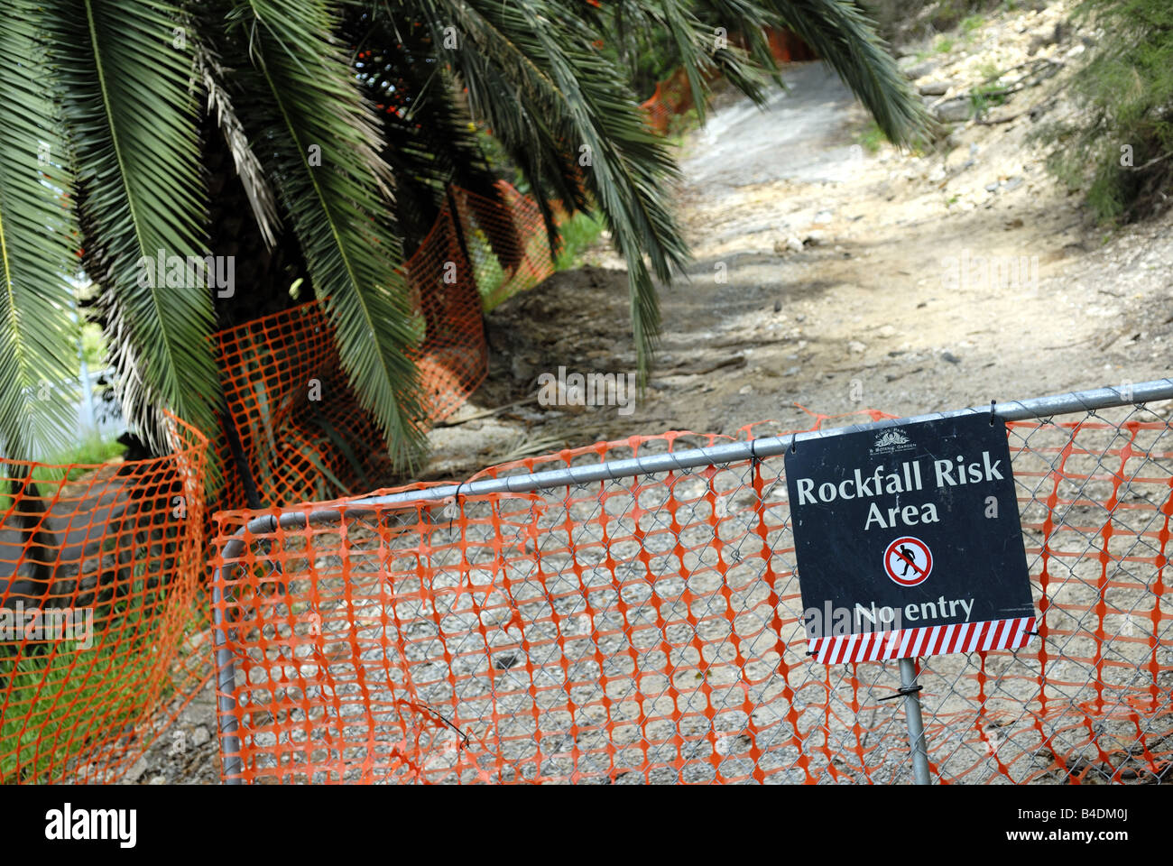 "No Entry" sign warning of Rockfall risk Stock Photo - Alamy