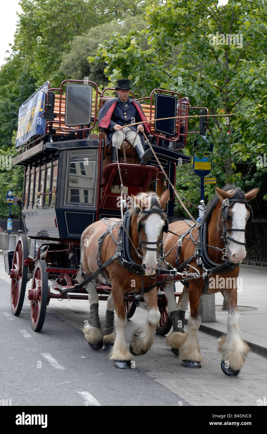 Victorian carriage hi-res stock photography and images - Alamy