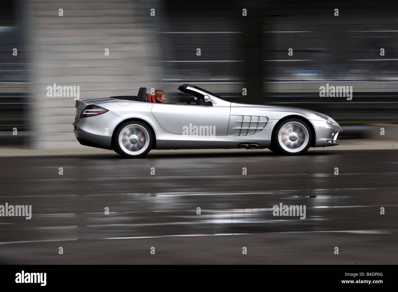 Mclaren side view hi-res stock photography and images - Alamy