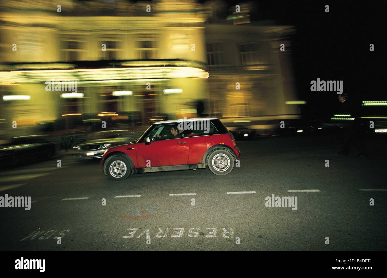 Car, BMW Mini Cooper, Miniapprox.s, Limousine, model year 2001-, side ...