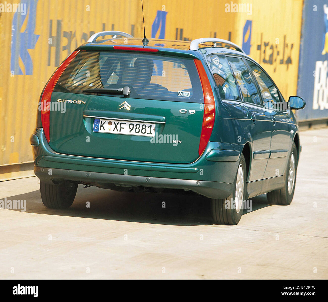 Citroen c5 2 0 hpi hatchback hi-res stock photography and images - Alamy