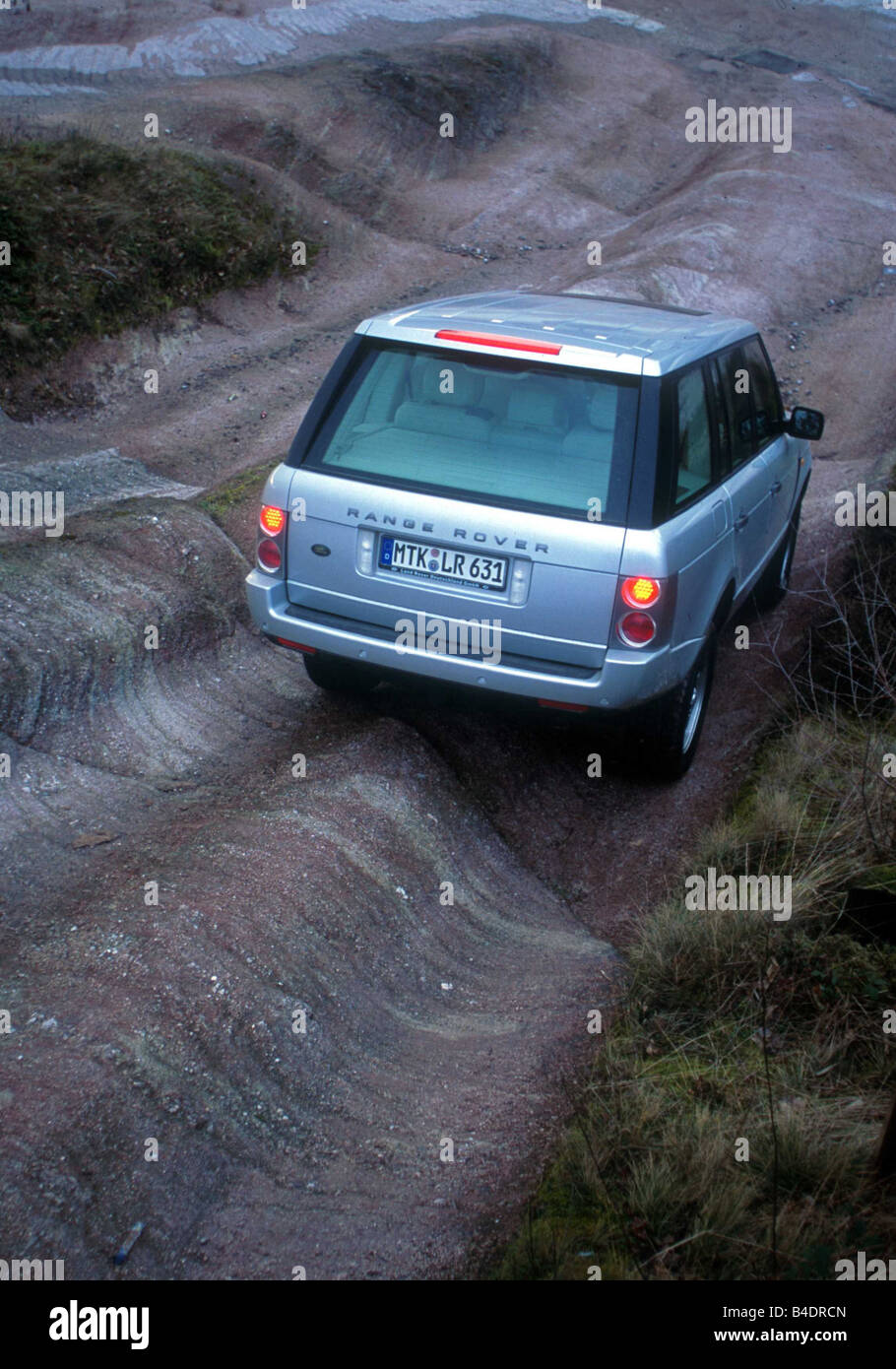 Silver range rover land rover hi-res stock photography and images - Alamy