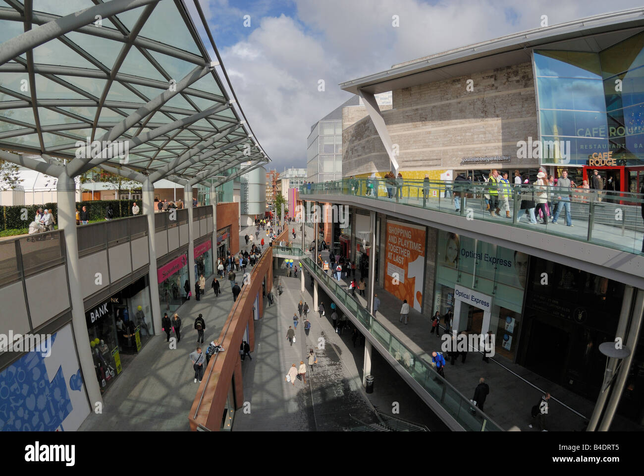 Liverpool one shopping precinct mall hi-res stock photography and ...