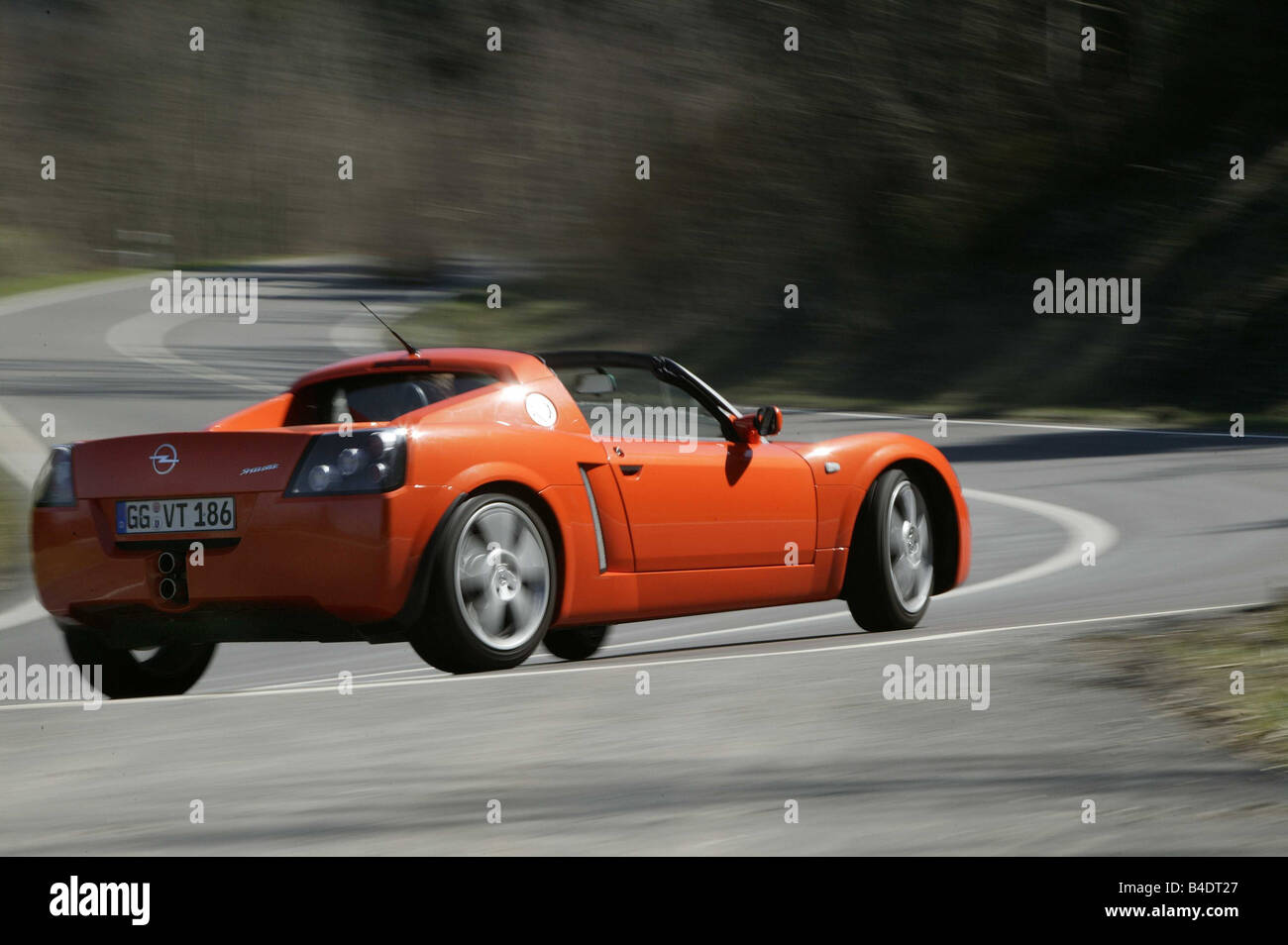 Open top race car hi-res stock photography and images - Alamy