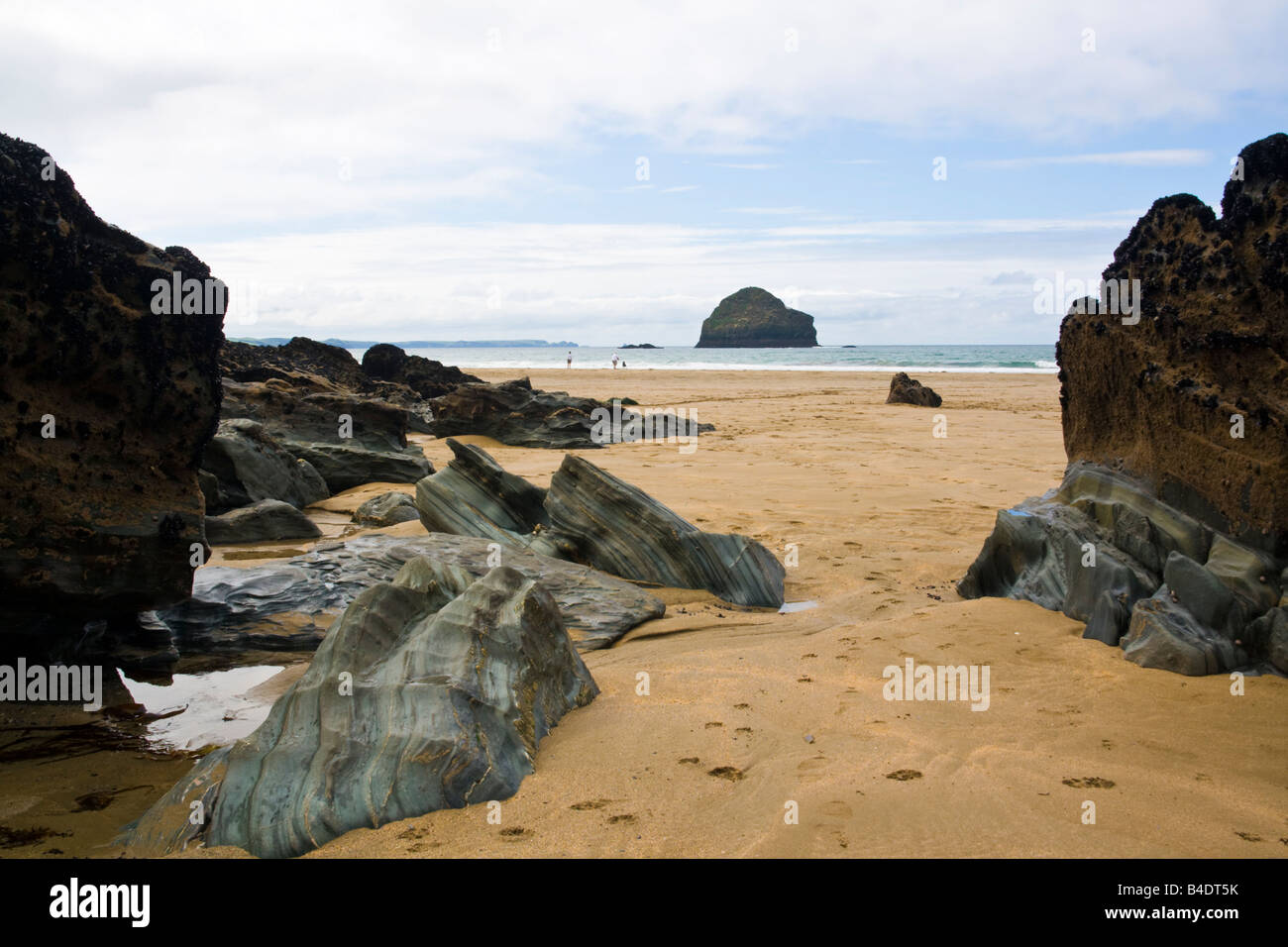 On the beach at Trebarwith Strand Cornwall Stock Photo - Alamy
