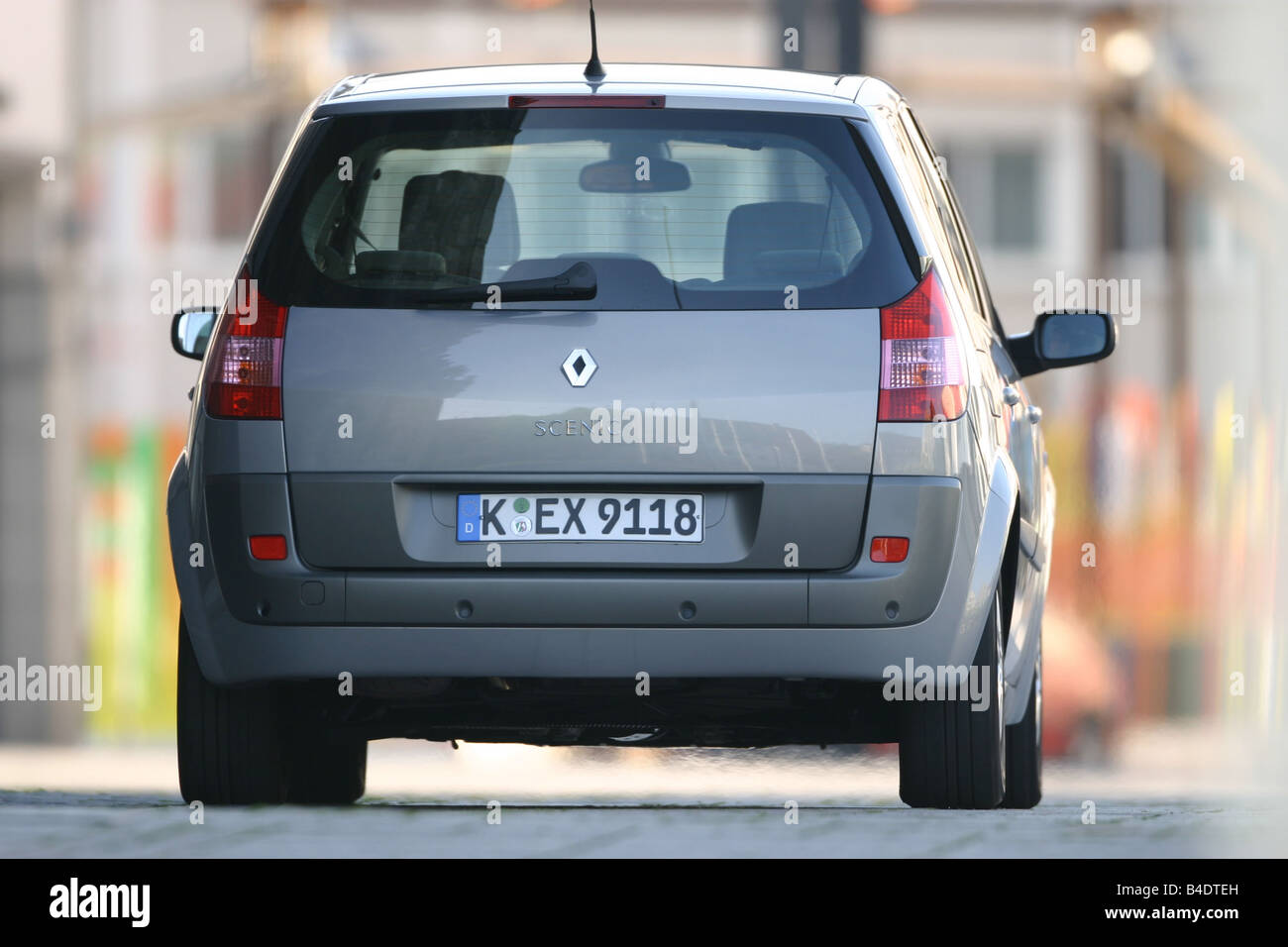 Car, Renault Scénic 1.6 16V Luxe Expr., Van, Limousine, 113 PS, silver ...
