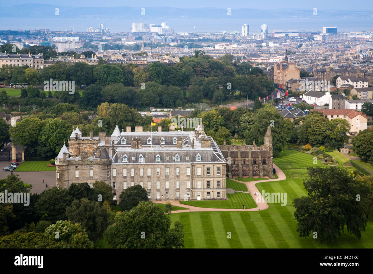 The palace of Holyroodhouse the Queen's official residence in Scotland ...