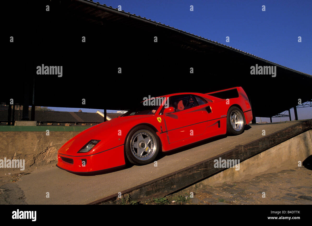 Car, Ferrari F40, roadster, coupe/Coupe, red, model year 1988-1989 ...