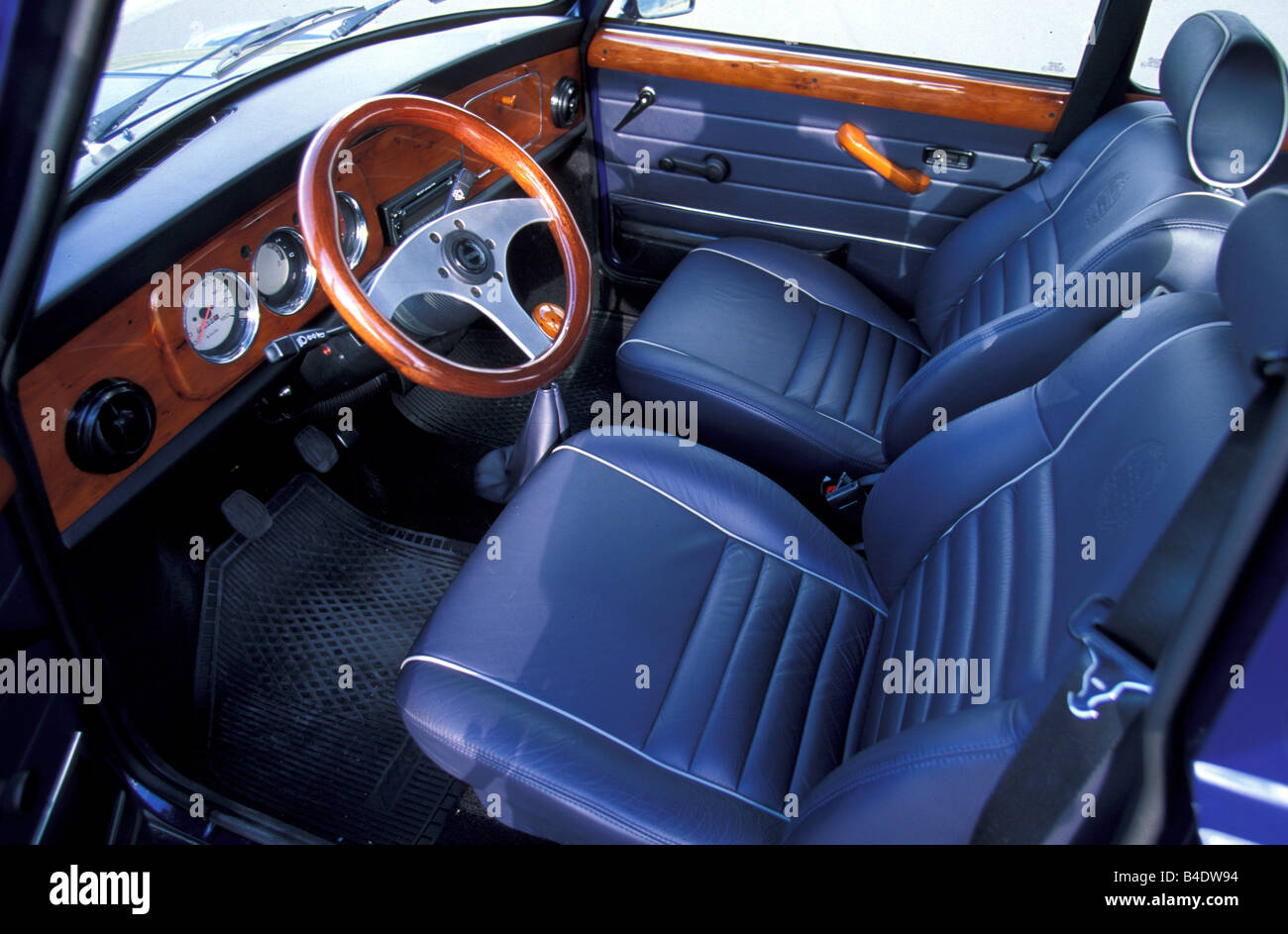 Car, Mini Cooper MKII, Limousine, Miniapprox.s, model year 1992-2002 ...