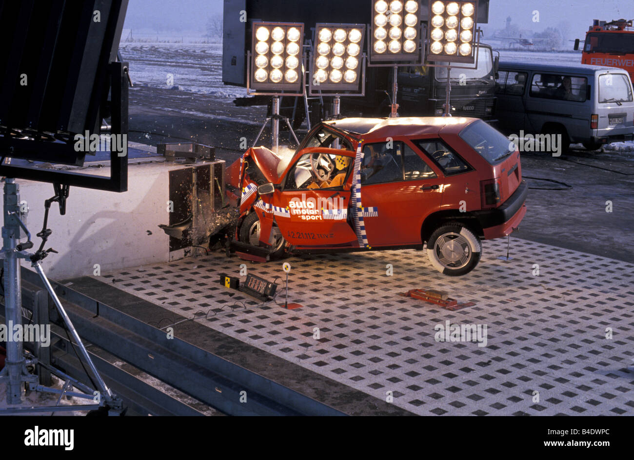 Car, Security, Crash tests, small approx., Fiat Tipo, 1991, without air ...