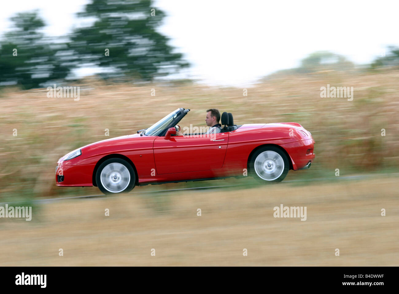 Car, Fiat Barchetta 1.8 16 V Adria, red, model year 2003-, Convertible ...
