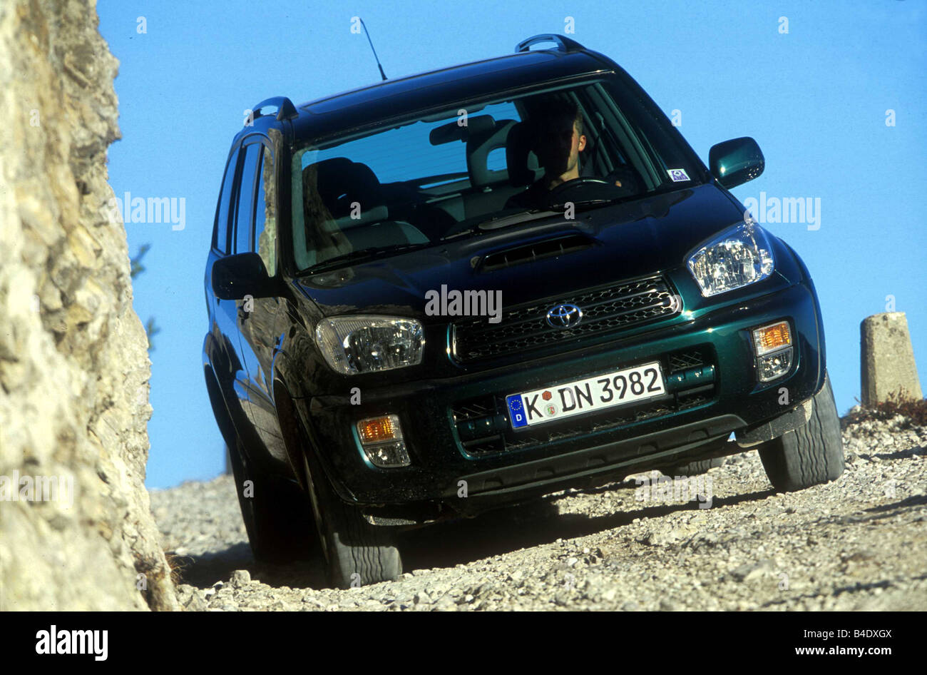 Car, Toyota RAV4 D-4D, cross country vehicle, dark green-metallic ...