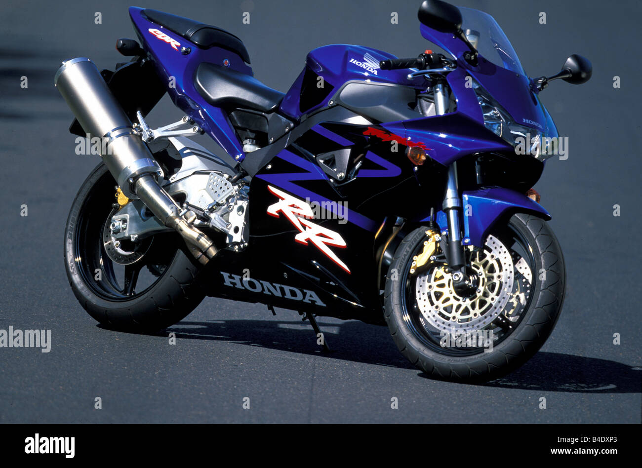 engine cycle, Sports motor cycle, Sportsman, Honda Fireblade, blue ...