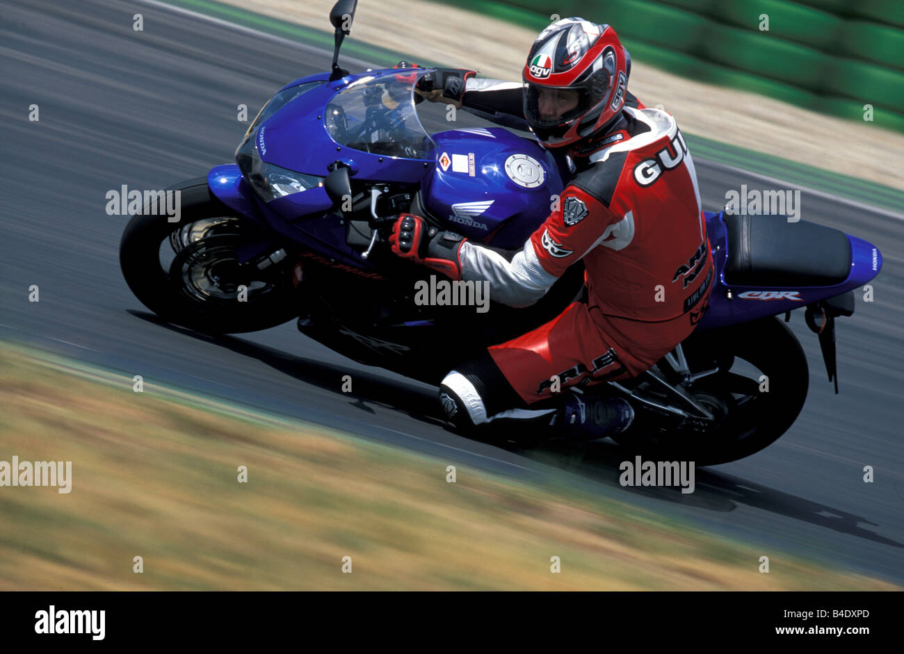 engine cycle, Sports motor cycle, Sportsman, Honda Fireblade, blue ...