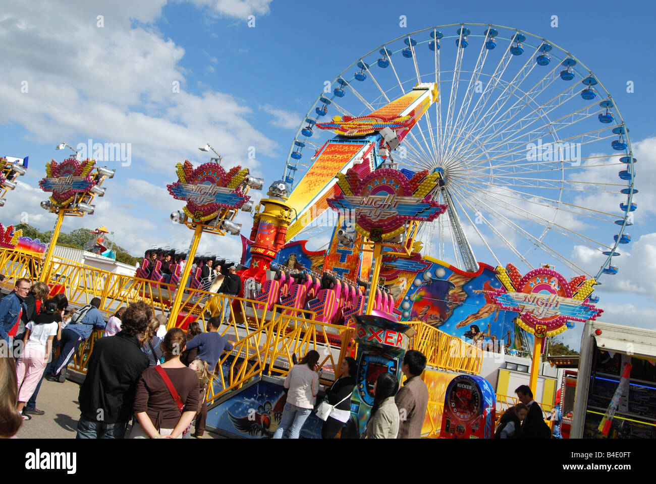 Big buzz fair hi-res stock photography and images - Alamy