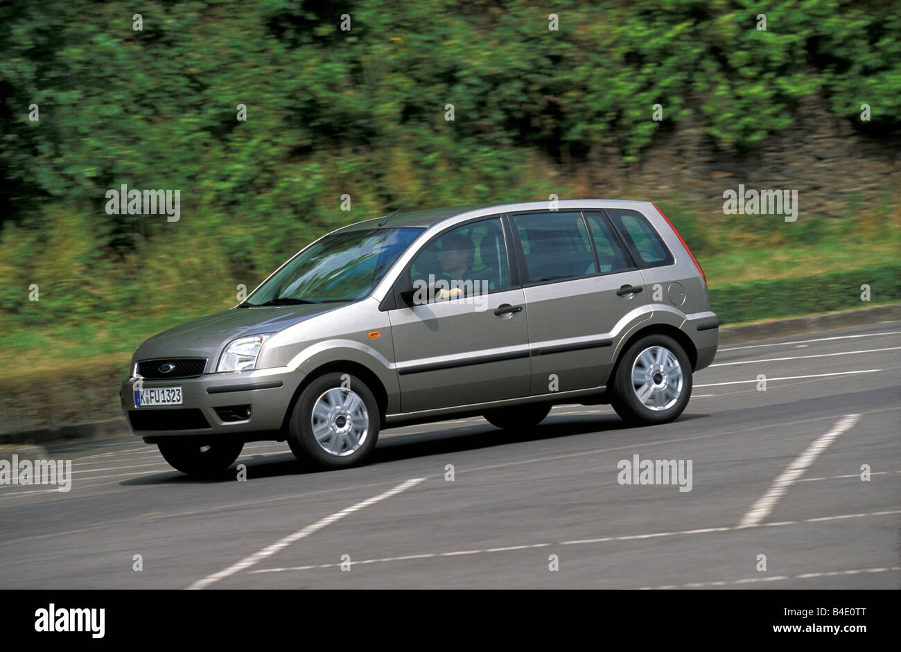 Car, Ford Fusion, small approx., Limousine, model year 2002-, silver ...
