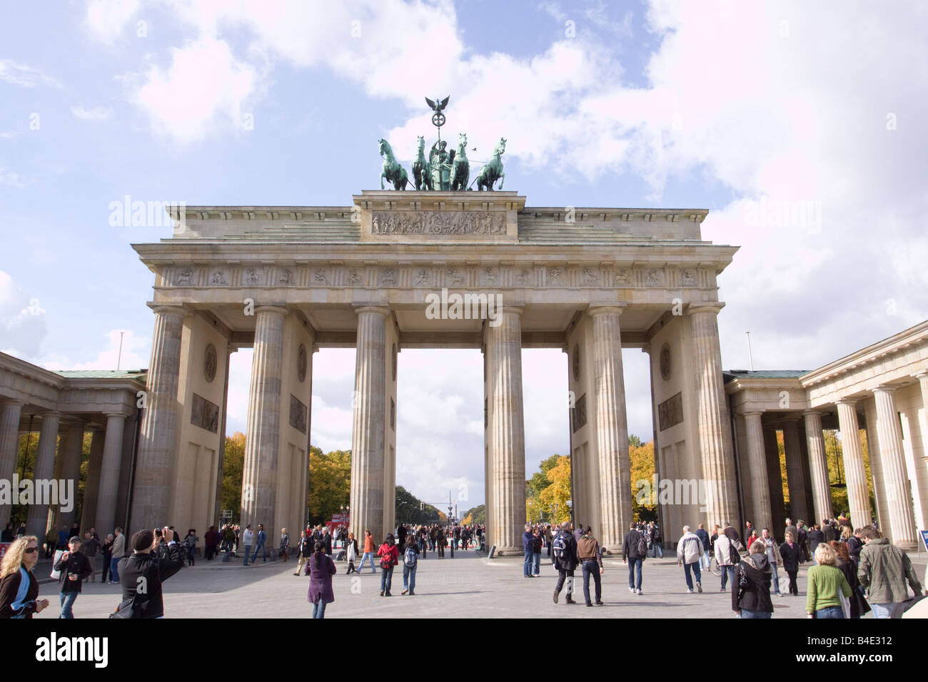 Brandenberg gate hi-res stock photography and images - Alamy