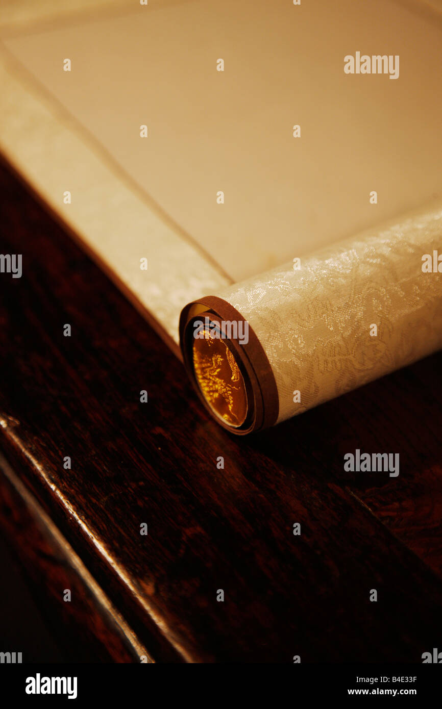 Chinese traditional scroll hi-res stock photography and images - Alamy