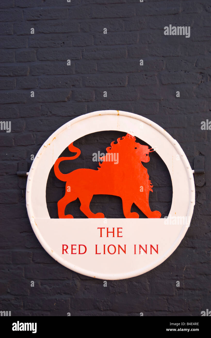The Red Lion Sign in Southwold Suffolk Uk Stock Photo - Alamy