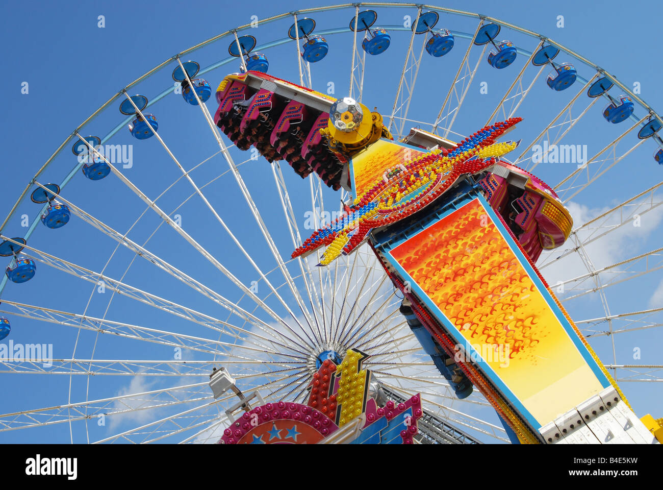 Big buzz fair hi-res stock photography and images - Alamy