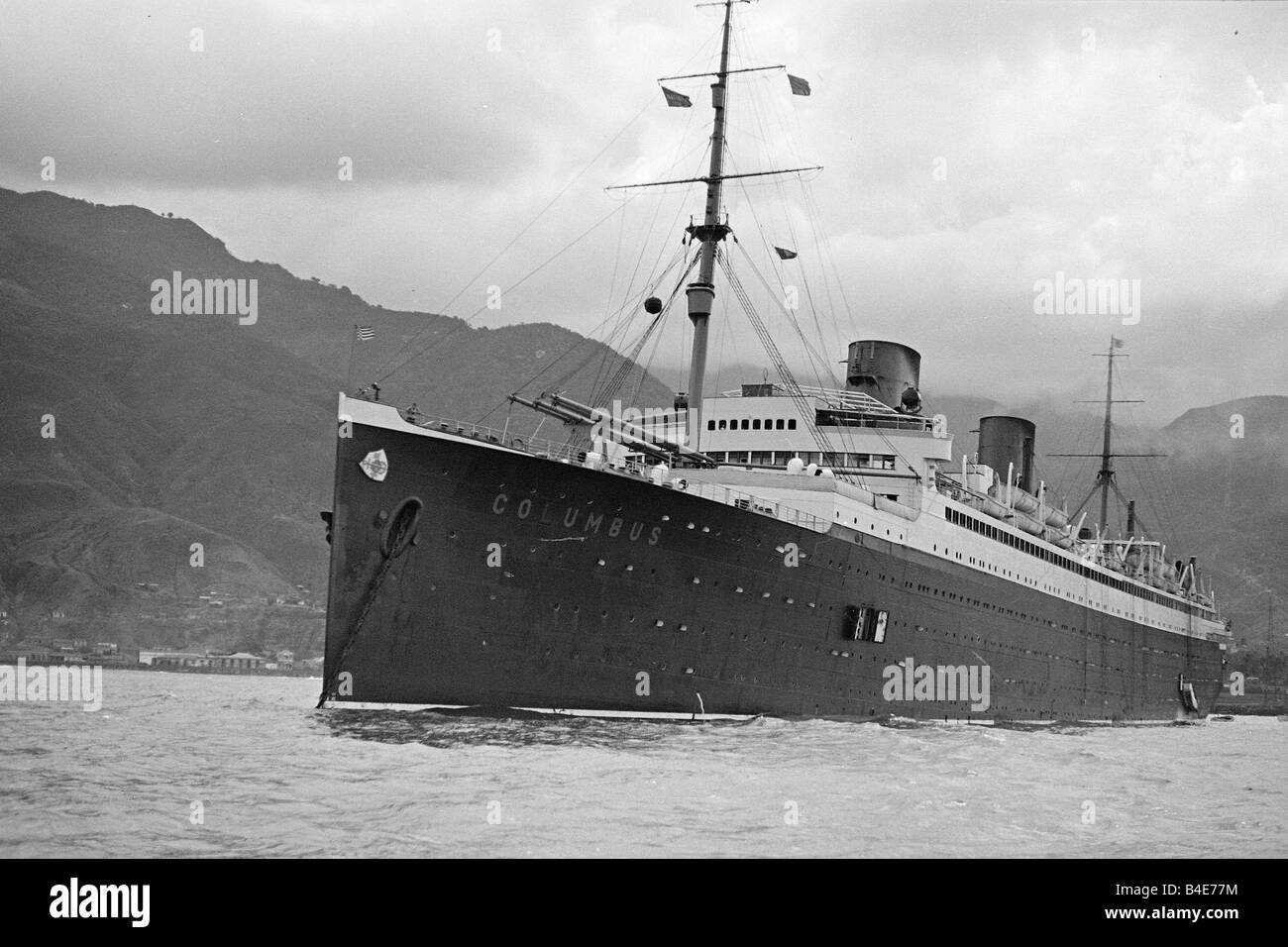 Steam liner hi-res stock photography and images - Alamy
