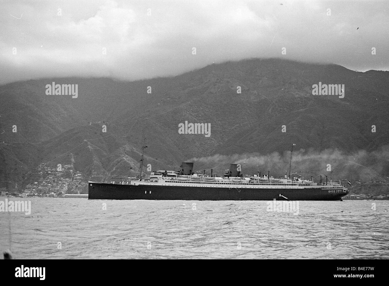 Steam liner hi-res stock photography and images - Alamy